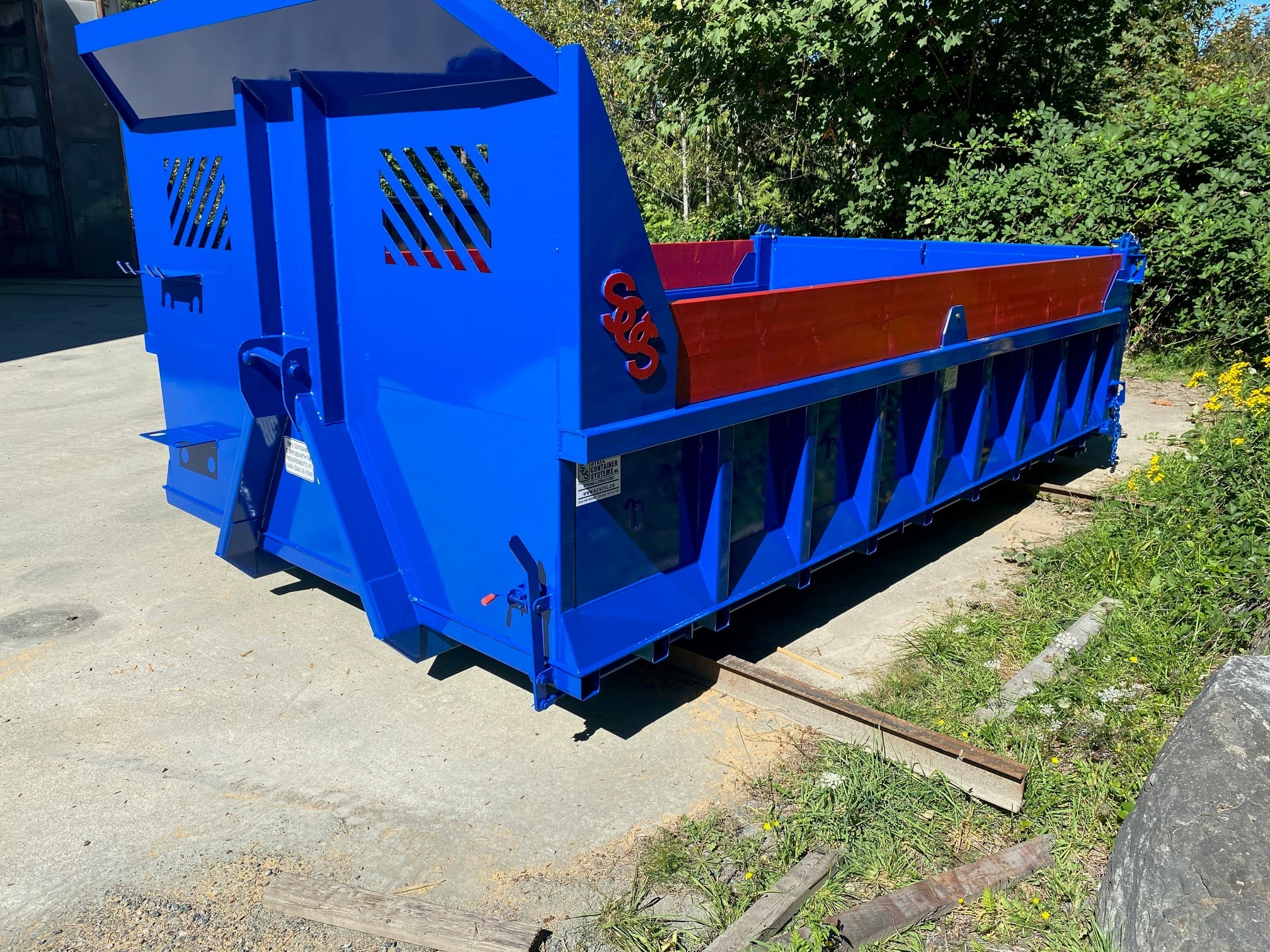 Mini Rock Box Roll Off Container - SCS Manufacturing Inc.