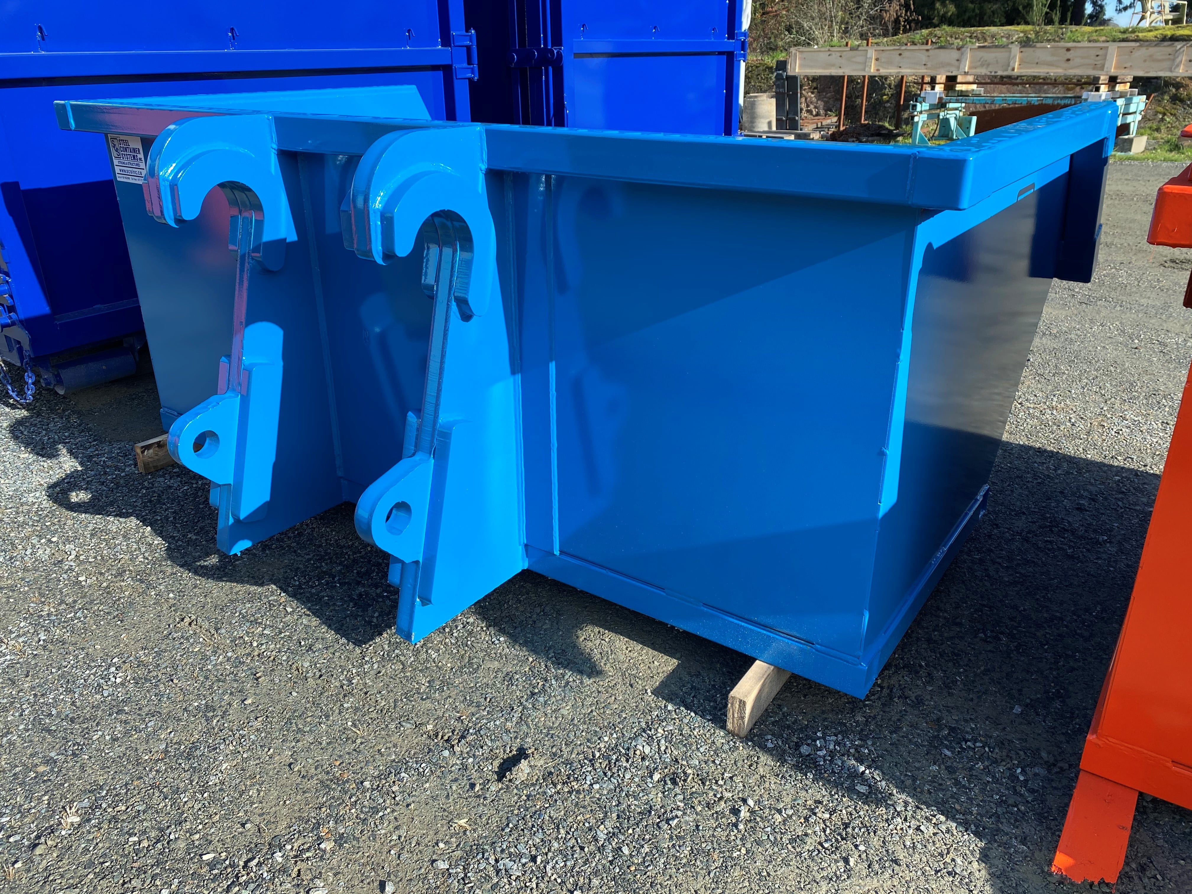 Heavy Duty Loader Containers - SCS Manufacturing Inc.